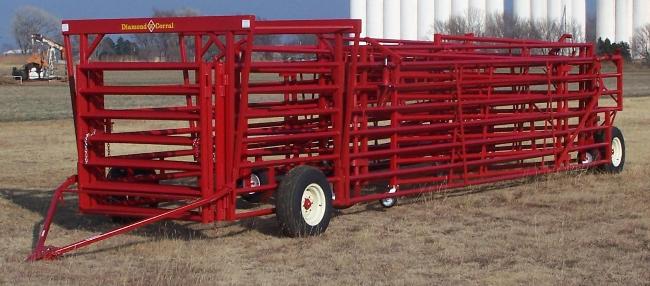 Diamond W Wheel Portable Working Corral for Cattle